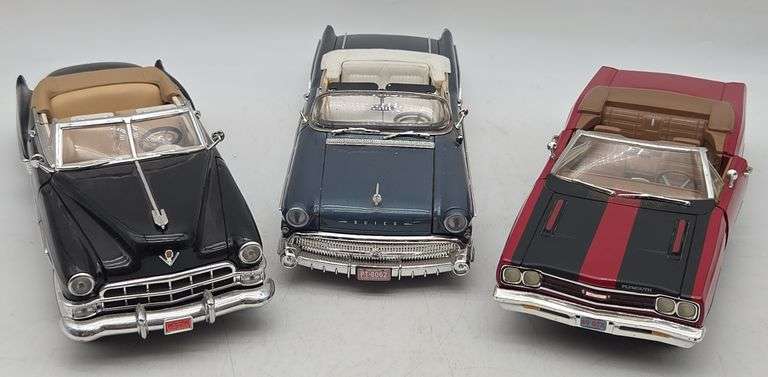 (A) (3) 1/18 Scale Model Cars - Kraft Auction Service, LLC