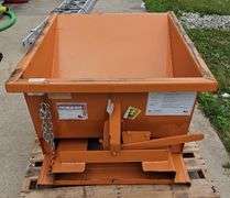 Wright Mfg. Self Dumping Hopper. - Kraft Auction Service, LLC