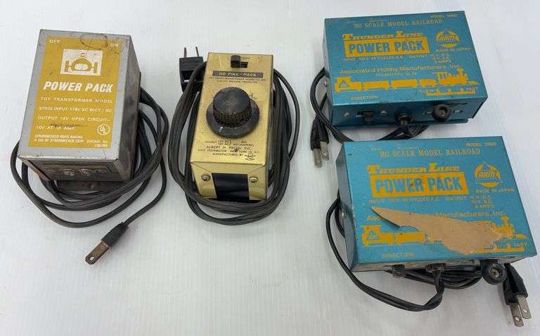 (AY) Model Train Power Packs - Kraft Auction Service, LLC