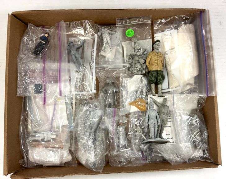 German Action Model Figurines And Parts - Kraft Auction Service, LLC