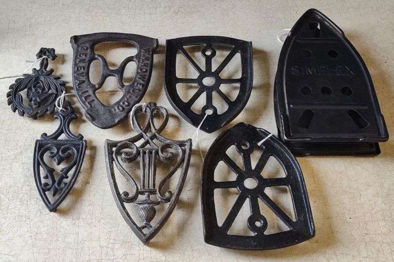 Iron Trivets & Sad Irons incl. Simplex - Kraft Auction Service, LLC