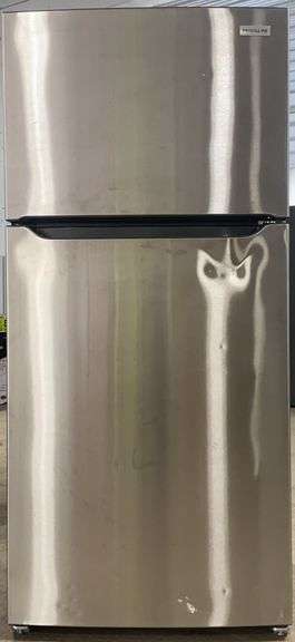 Frigidaire 20 Cu. Ft. Top Freezer Refrigerator - Kraft Auction Service, LLC