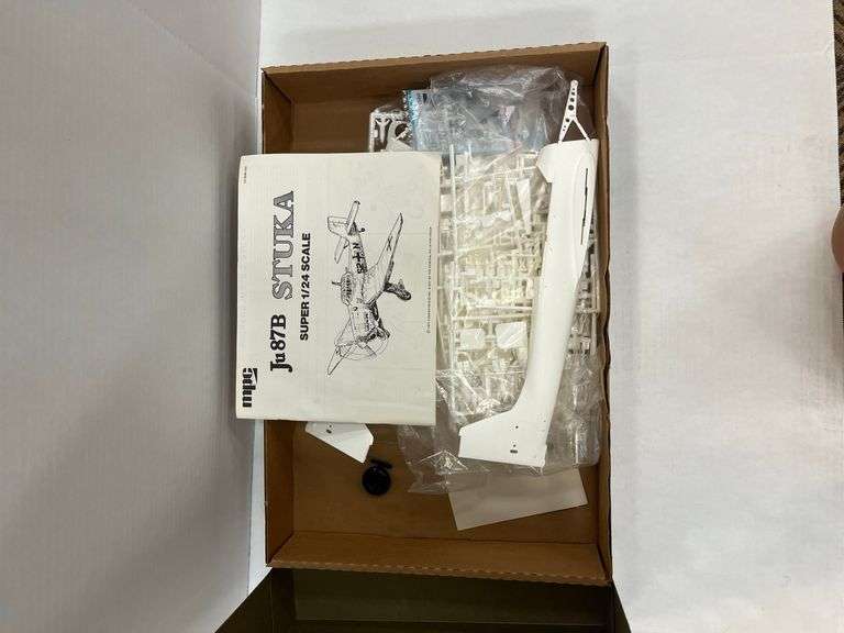 Super Scale 1:24 Ju87b Stuka Model Kit - Kraft Auction Service, LLC