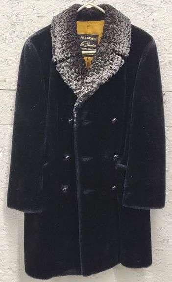 (O) Lou Nierenberg Alaskan Faux Fur Long Jacket - Kraft Auction Service ...