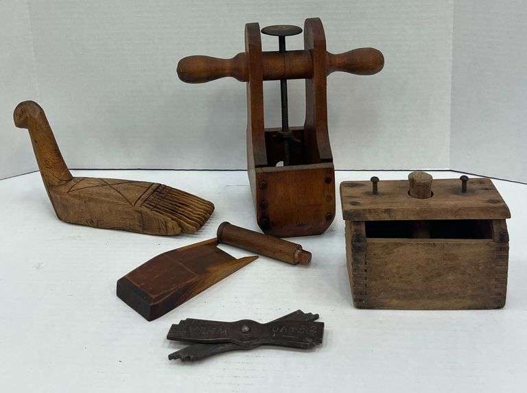 Primitive Butter Presses And More - Kraft Auction Service, LLC