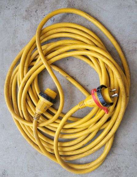 (AG) Marino 220 Volt Extension Cord - Kraft Auction Service, LLC