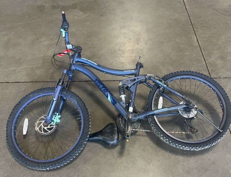 Women’s Genesis Mountain Bike - Kraft Auction Service, LLC