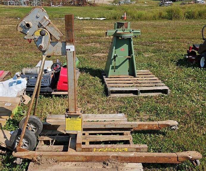 (R) Manually Operated Material Lift, Model#520 A LIFT - Kraft Auction ...