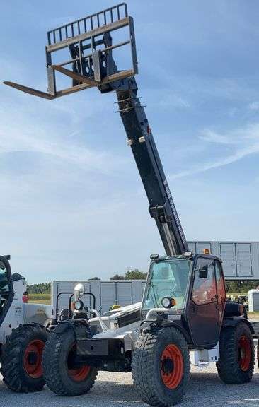 2007 Bobcat V638 Versahandler Telehandler - Kraft Auction Service, LLC