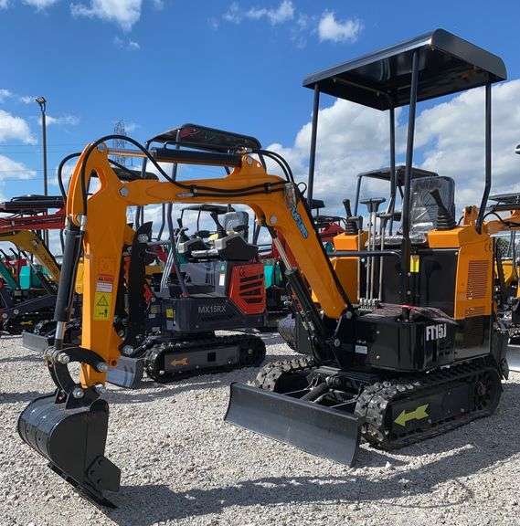2025 Future FT15 Crawler Excavator - Kraft Auction Service, LLC