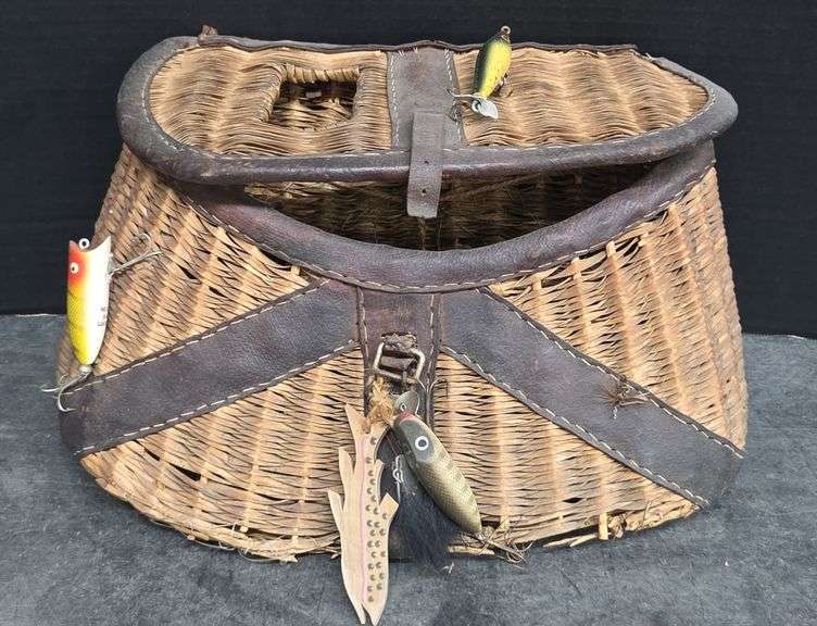 (M) Decorative Wicker Fishing Basket With Lures - Kraft Auction Service ...