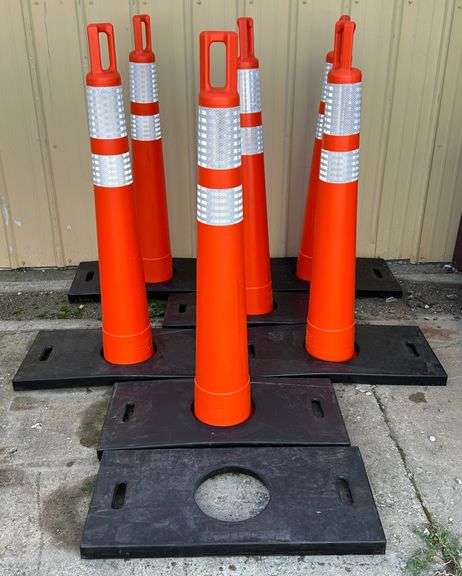 WatchTower Stackable Grabber Safety Cones With Weighted Rubber Base ...