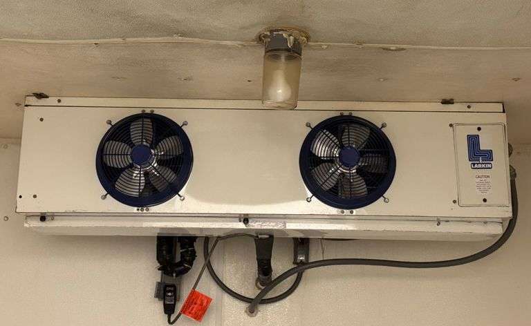 LARKIN Model ECP6-93-2 Ceiling Walk in Cooler Unit - Kraft Auction ...