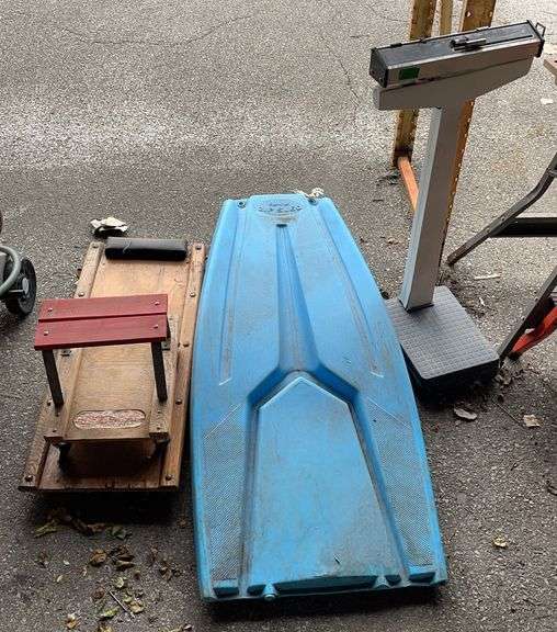 (B) Creeper, Zip Sled, and Scale - Kraft Auction Service, LLC