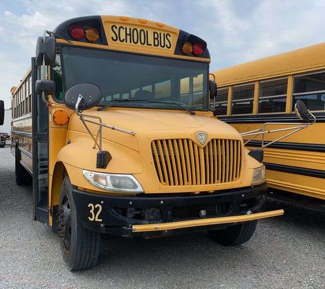 2014 IC Integrated CE School Bus - Kraft Auction Service, LLC