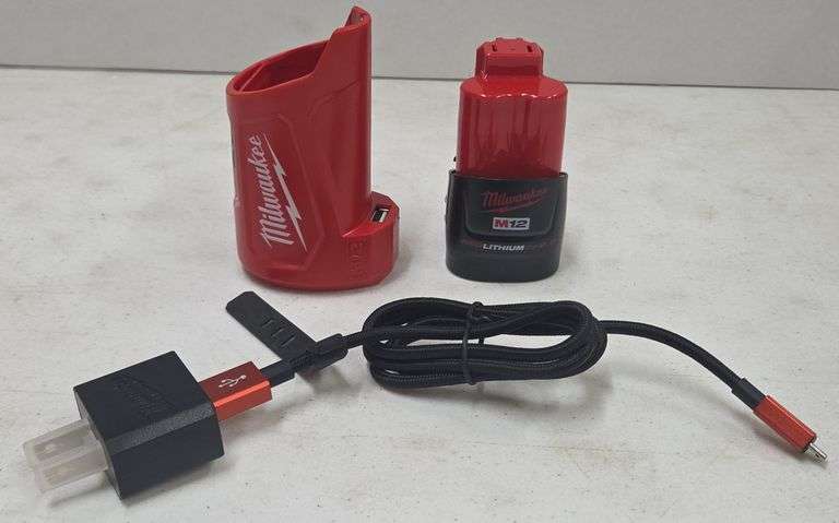 (ZZ) Milwaukee M12 Charger Power Source with Battery - Kraft Auction ...