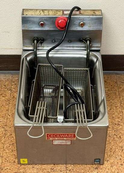 2 Cecilware EL120 Stainless Steel Countertop Fryer & 1 Star-Mite 110 HL ...