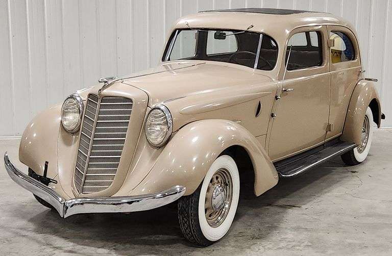 1935 Hupmobile Model O Sedan - Kraft Auction Service, LLC