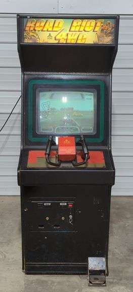 (X) 1991 "Road Riot 4WD Arcade Game Machine - Kraft Auction Service, LLC
