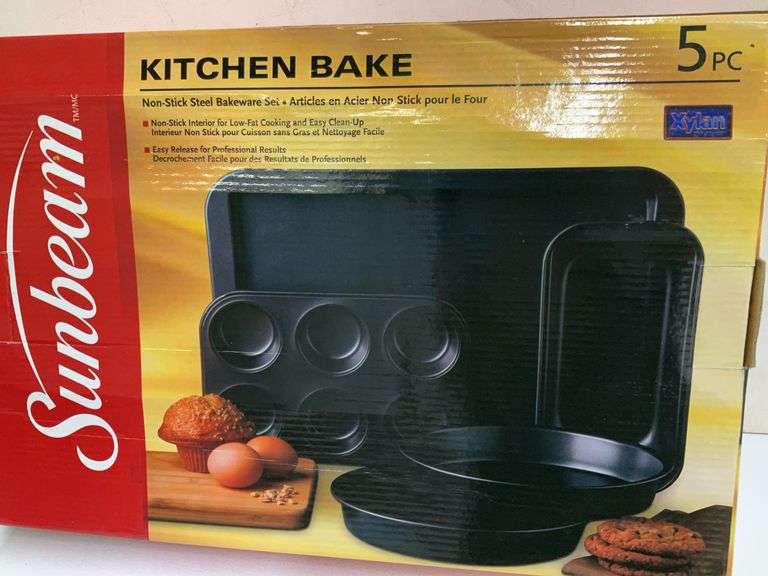 Sunbeam Five piece nonstick bakeware set - Key City Online Auctions Inc.