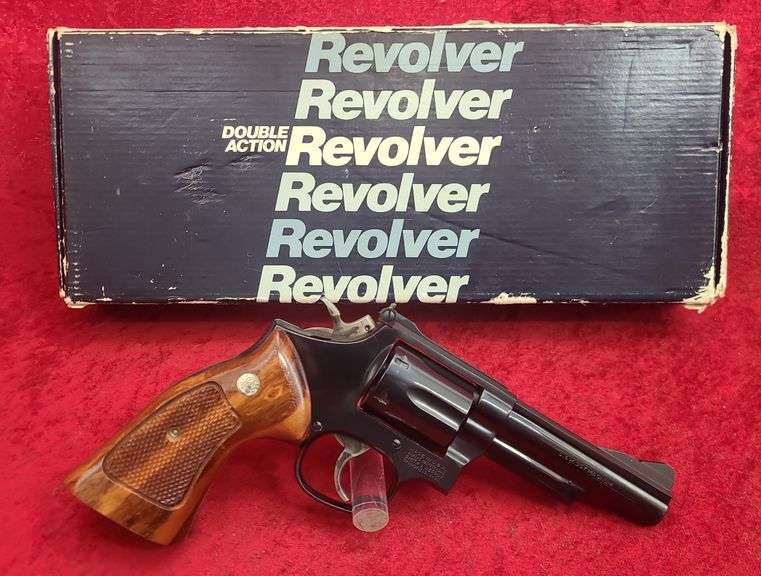 Smith & Wesson Model 19-5 357 Magnum Revolver - Kramer Auction LLC