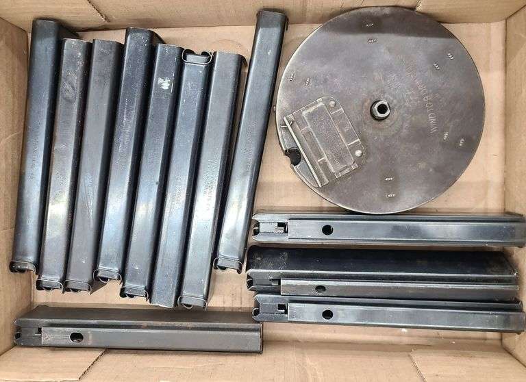 Thompson Machine Gun Drum Magazine & 13 Stick Mags - Kramer Auction LLC