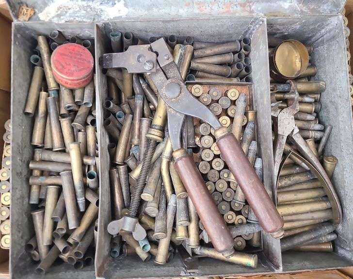 2 flats vintage Winchester reloading Shells & Tools - Kramer Auction LLC