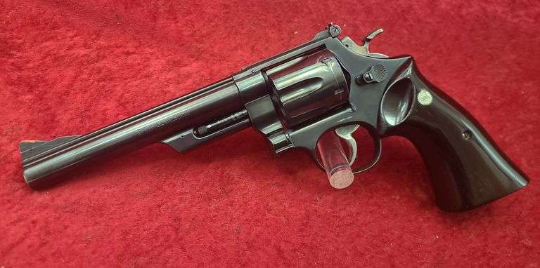 Smith & Wesson Model 29 44 Magnum Revolver - Kramer Auction LLC
