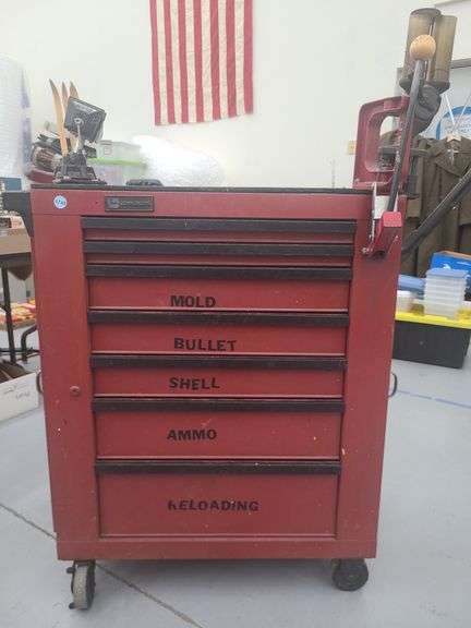 Tool box w/Reloading Equipment attached - Kramer Auction LLC