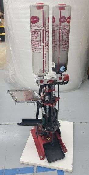 MEC 9000 Series 12 ga Reloading Press w/Hydraulic Pump - Kramer Auction LLC