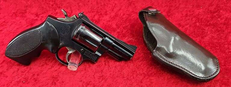 Smith & Wesson Model 19-3 357 Magnum Snub Nose Revolver - Kramer ...