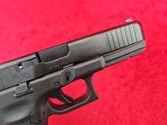 Glock Model 17 GEN 5 9mm Pistol - Kramer Auction LLC