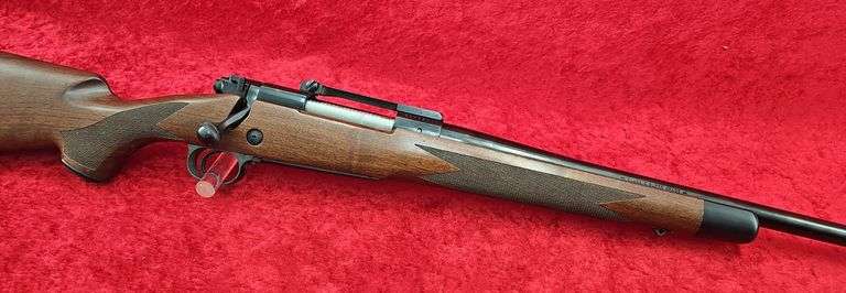 Winchester Classic Super Grade Model 70 300 WIN Mag Rifle - Kramer ...