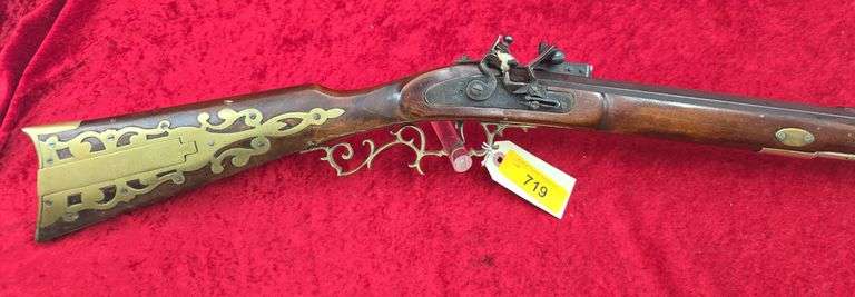 Dixie Gun Works 40 cal. Flintlock Rifle - Kramer Auction LLC