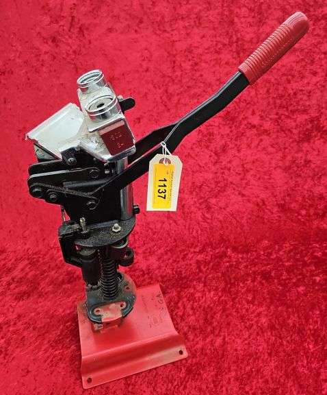 MEC Sizemaster SM82 28 ga Shot Shell Reloading Press - Kramer Auction LLC