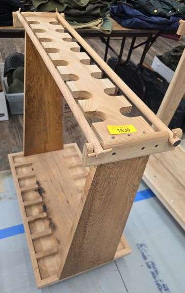 16 Gun Rolling Rifle Rack - Kramer Auction LLC