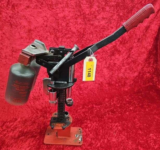 MEC 600 Shotshell Reloading Press - Kramer Auction LLC