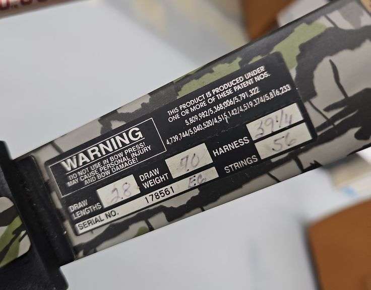 pair of Vintage High Country Compound Bows w/case & access. - Kramer ...