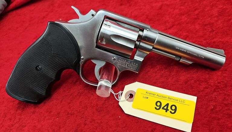 Smith & Wesson Model 64-3 38 spl. Revolver - Kramer Auction LLC