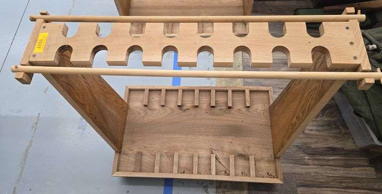 16 Gun Rolling Rifle Rack - Kramer Auction LLC