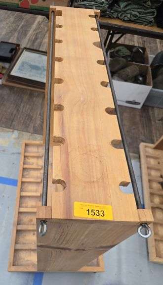 16 Gun Rolling Rifle Rack - Kramer Auction LLC