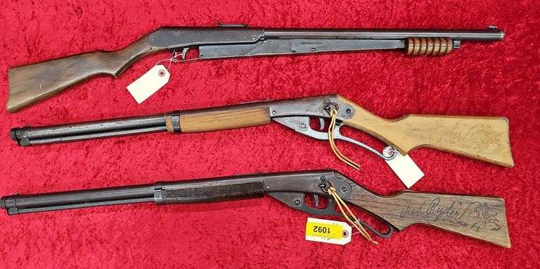 lot of 3 vintage Daisy BB Guns - Kramer Auction LLC
