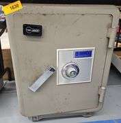 Sentry Floor Safe w/combination - Kramer Auction LLC