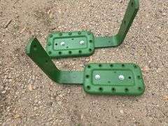 John Deere tractor steps - Kramer Auction LLC