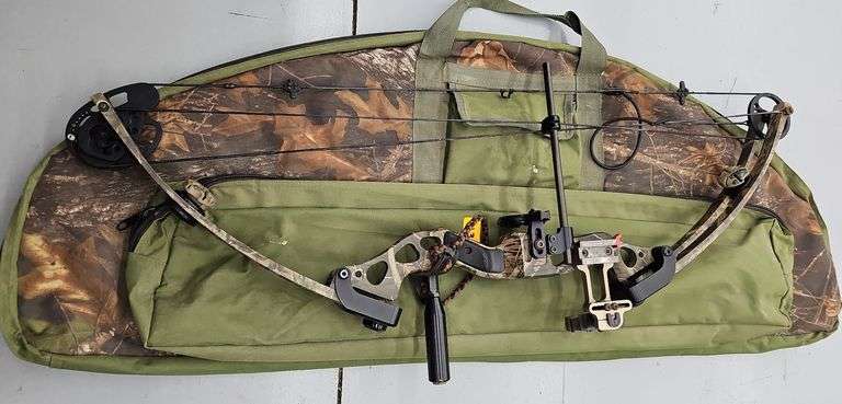 Reflex Compound Bow w/soft case - Kramer Auction LLC