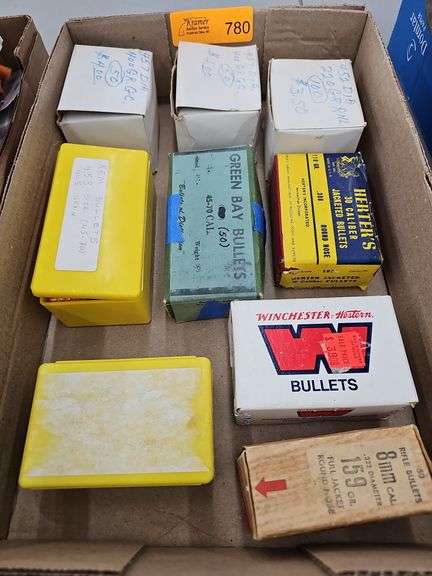 Lot of assorted Reloading Bullets - Kramer Auction LLC