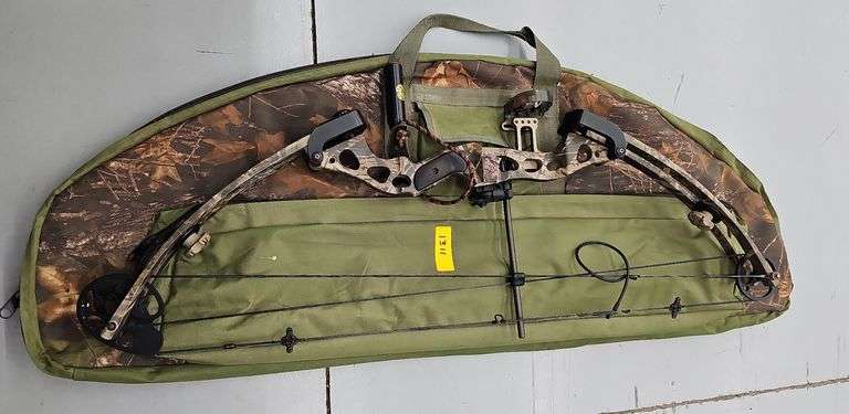 Reflex Compound Bow w/soft case - Kramer Auction LLC