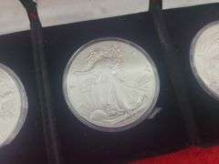 Lot of 4 2022 Silver Eagle Coins - Kramer Auction LLC