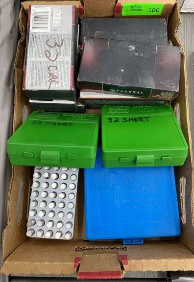 Lot of 32 Miller Short Bullet Heads - Kramer Auction LLC