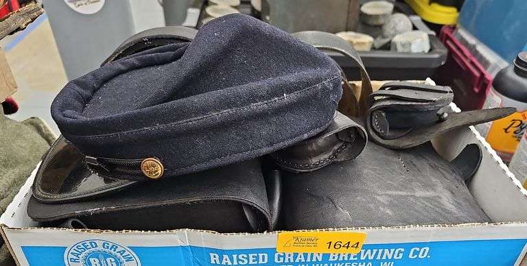 Reproduction Civil War Uniform - Kramer Auction LLC